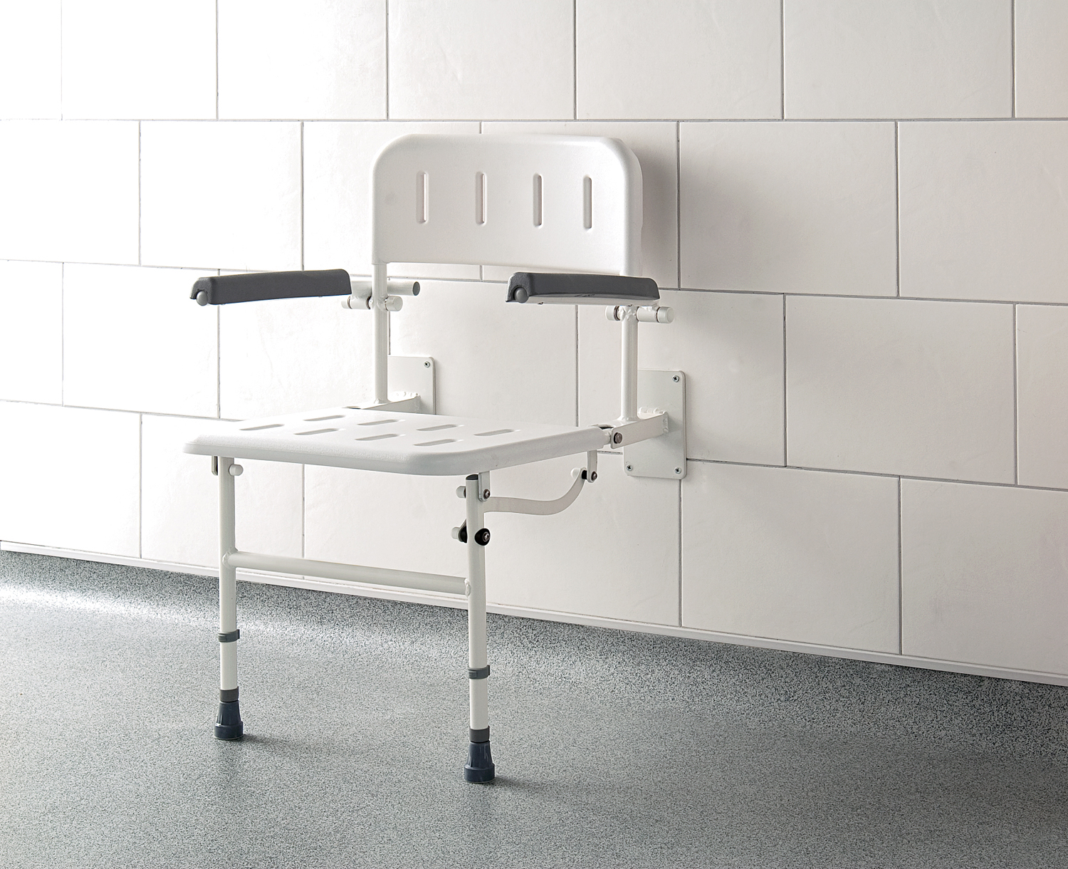 Shower Chairs | Easy Care Systems Ltd